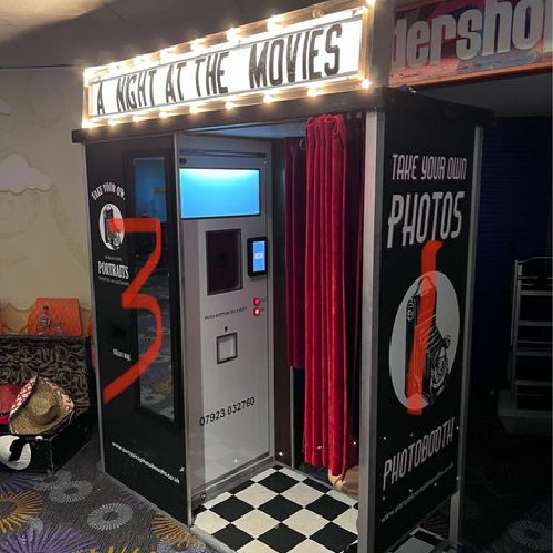 Retro Photobooth Hire - Party Pics Photo Booths